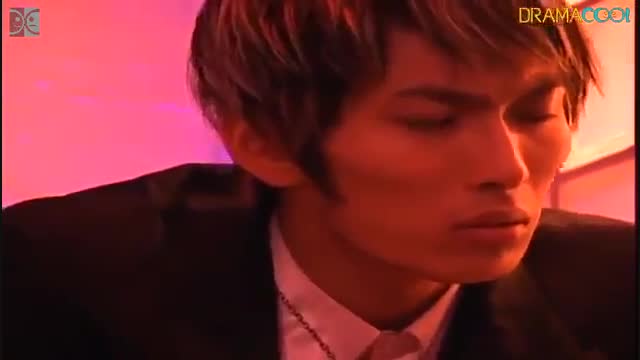 قسمت 5 از سریال ژاپنی کمدی میزبان خون آشام Vampire Host - نماشا